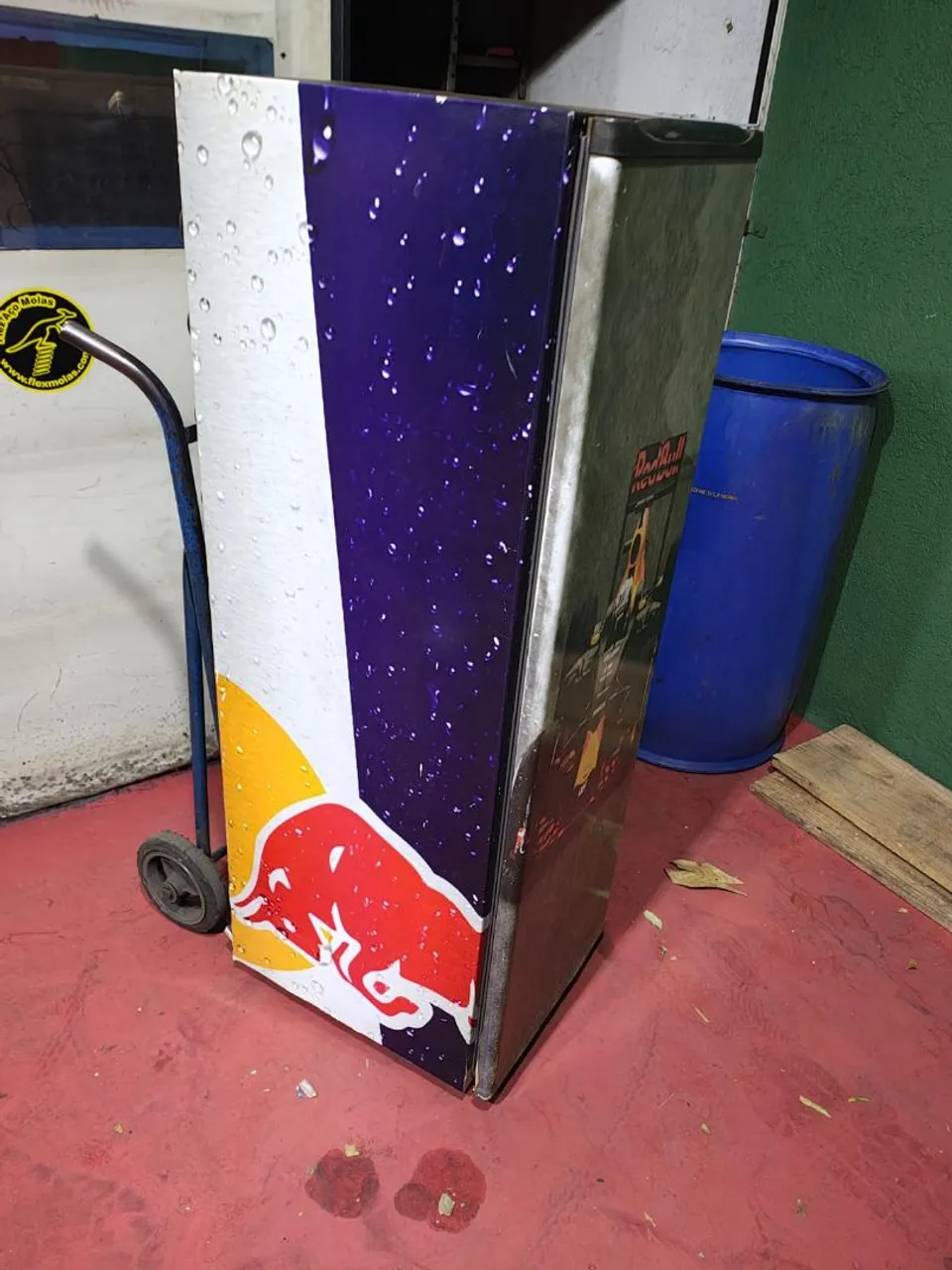 "frigobar red bull" - Geladeiras e Freezers no Brasil
