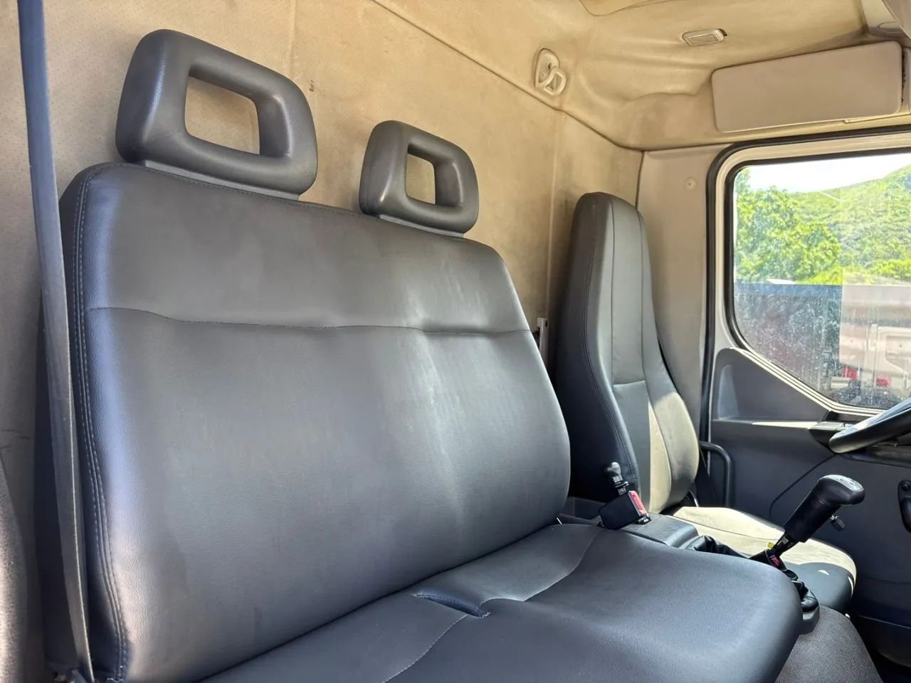 Volvo Vm 270 2013 - Caminhões - Bangu, Rio de Janeiro 1505168004 | OLX