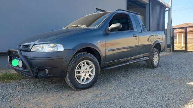 FIAT STRADA 2002 Usados e Novos