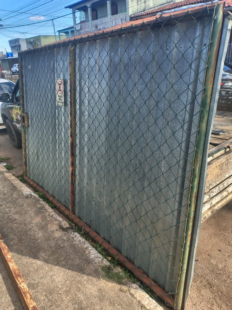 "portao fechado" no Brasil