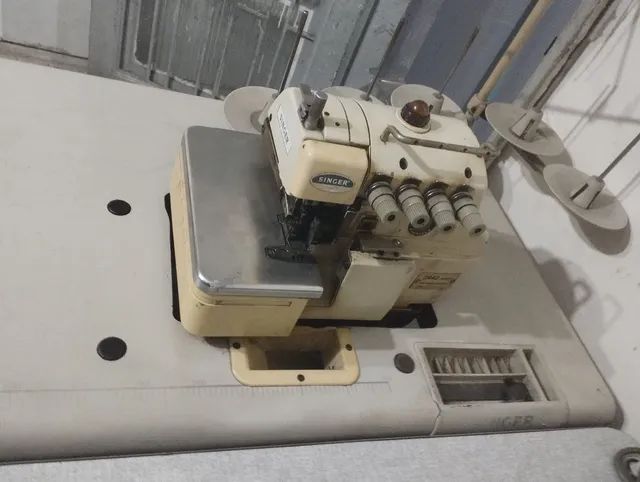 "maquina de costura overlock singer industrial" no Brasil