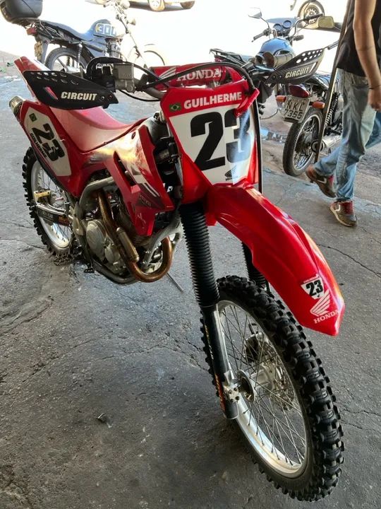 Motos HONDA CRF no Brasil