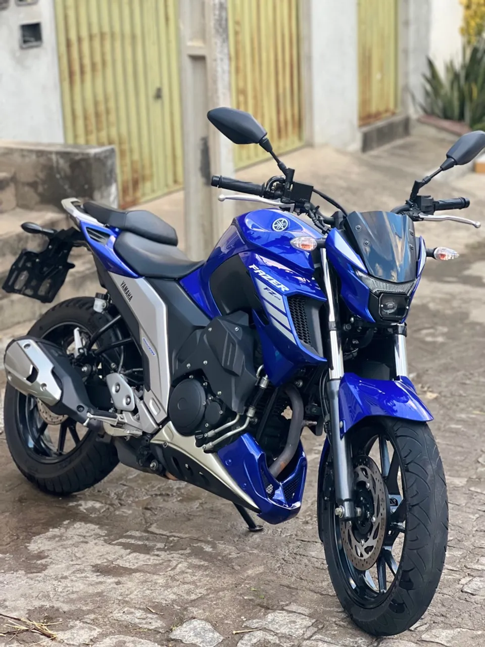 Motos YAMAHA FAZER 2023 no Brasil