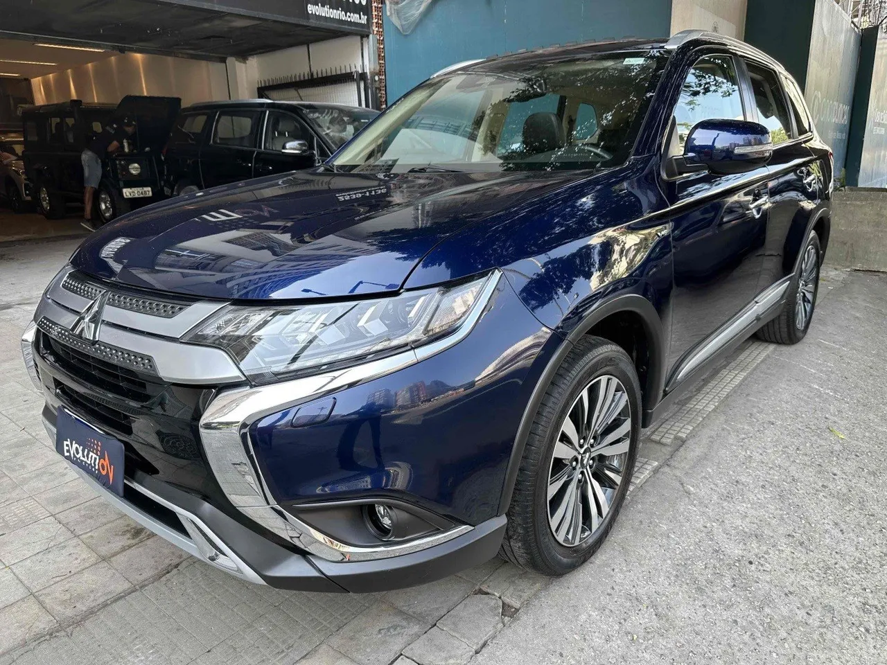 MITSUBISHI OUTLANDER 2020 Usados e Novos
