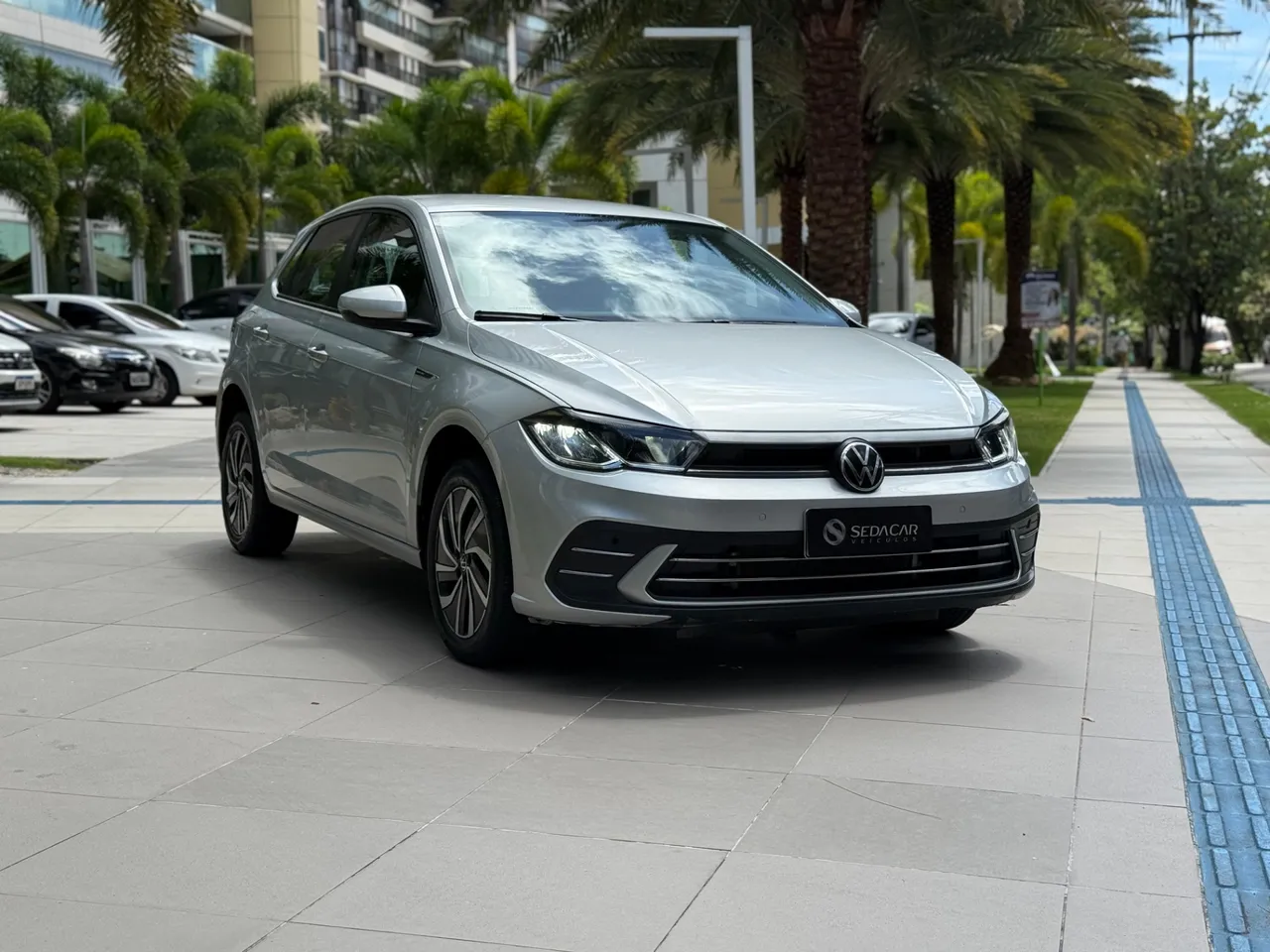 VOLKSWAGEN POLO HIGHLINE 200 TSI 1.0 FLEX 12V AUT. Usados e Novos