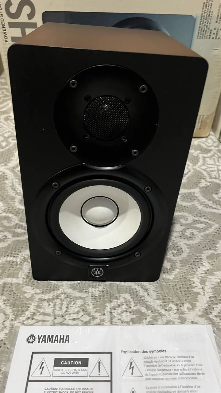 Monitor de referência Hs5 Yamaha 70w Rms para estúdio cor Preto - Equipamentos e Acessórios de ...