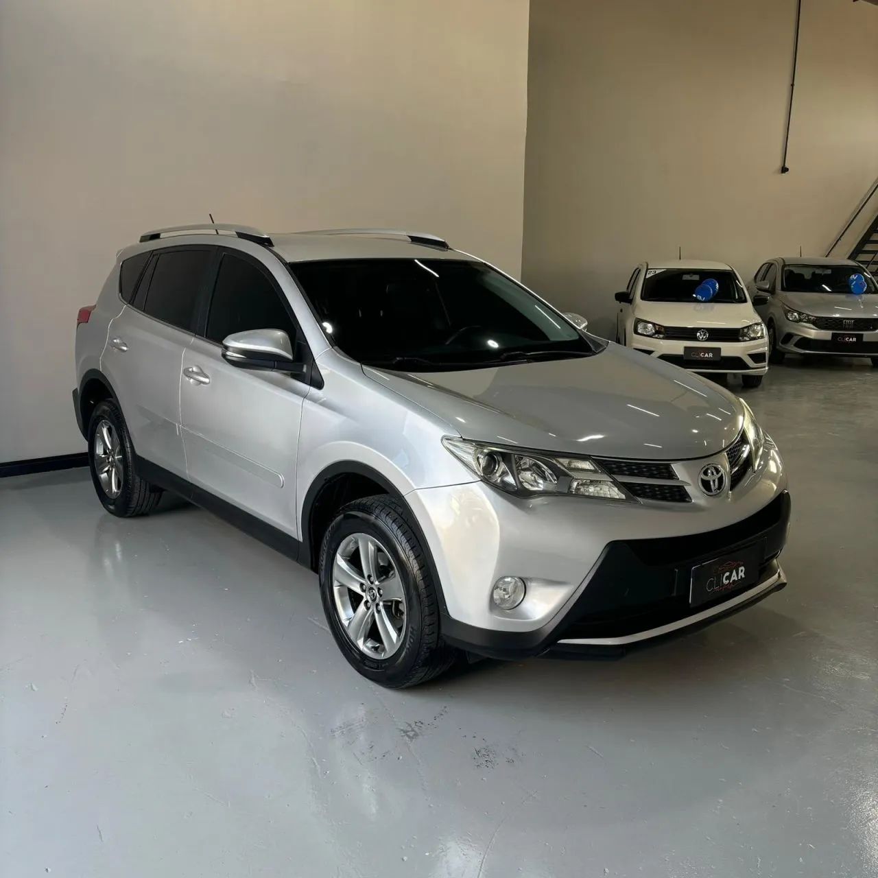 TOYOTA RAV4 2015 Usados e Novos