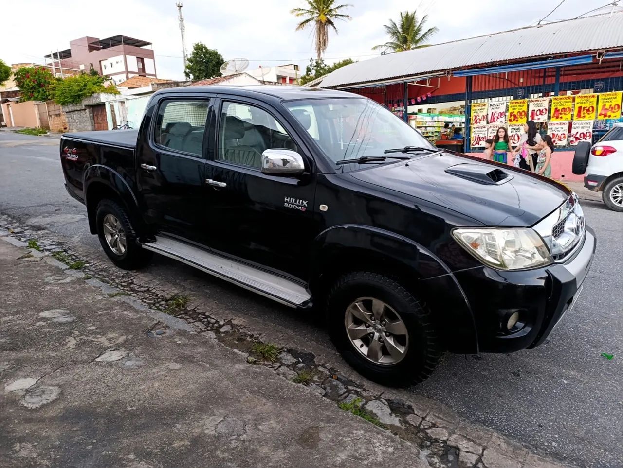 TOYOTA HILUX 2010 Usados e Novos