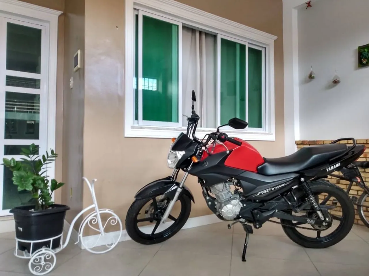 Motos YAMAHA FACTOR 2021 no Brasil