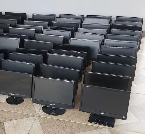 Monitores LCD Diversas Marcas e Modelos - Monitores - Vila Camilópolis ...