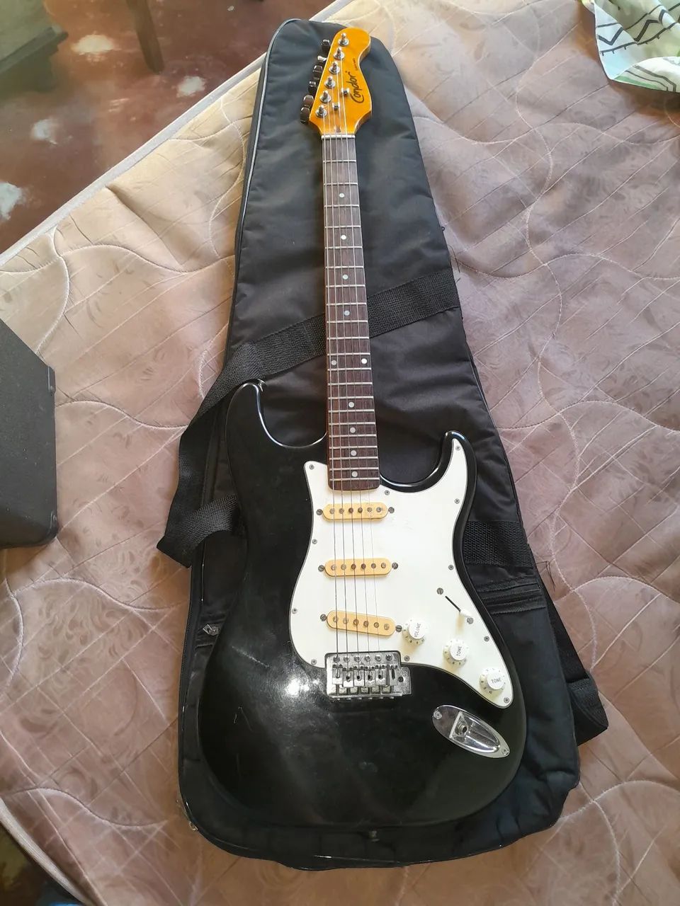 Guitarra condor Stratocaster - Instrumentos musicais - Itapissuma ...
