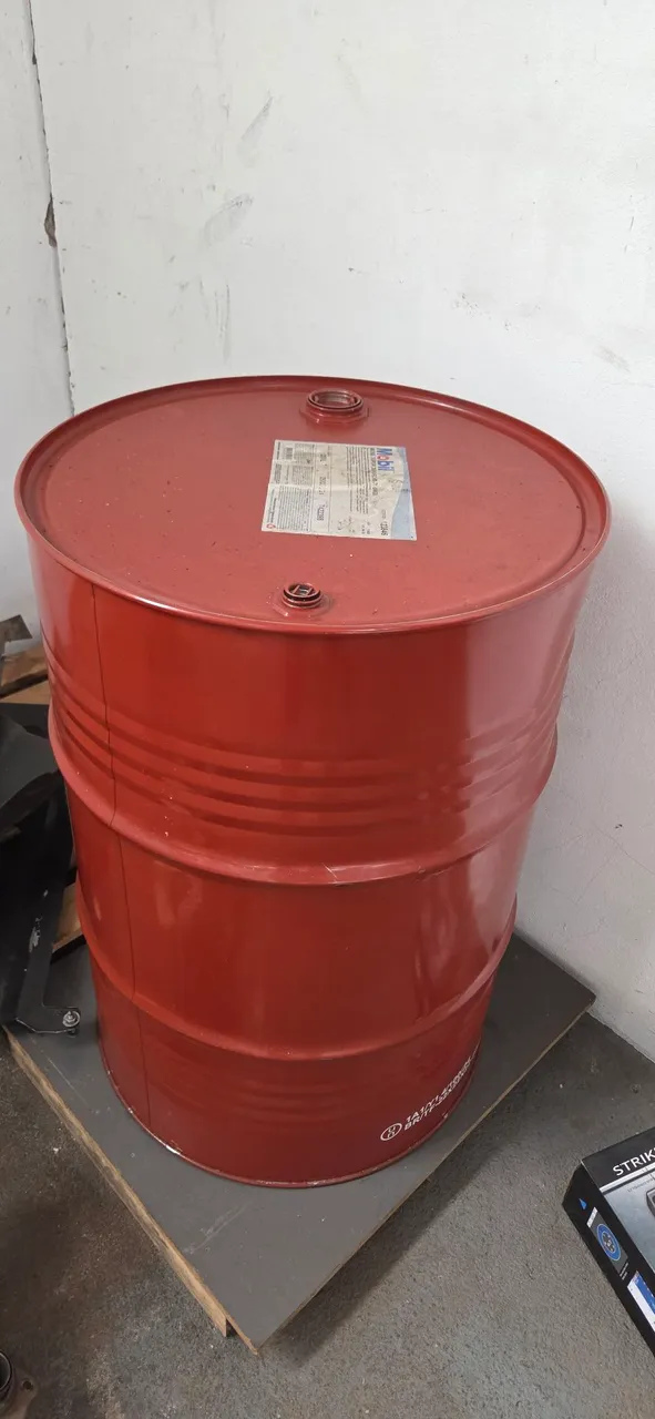 "tambores de 200 litros" no Brasil