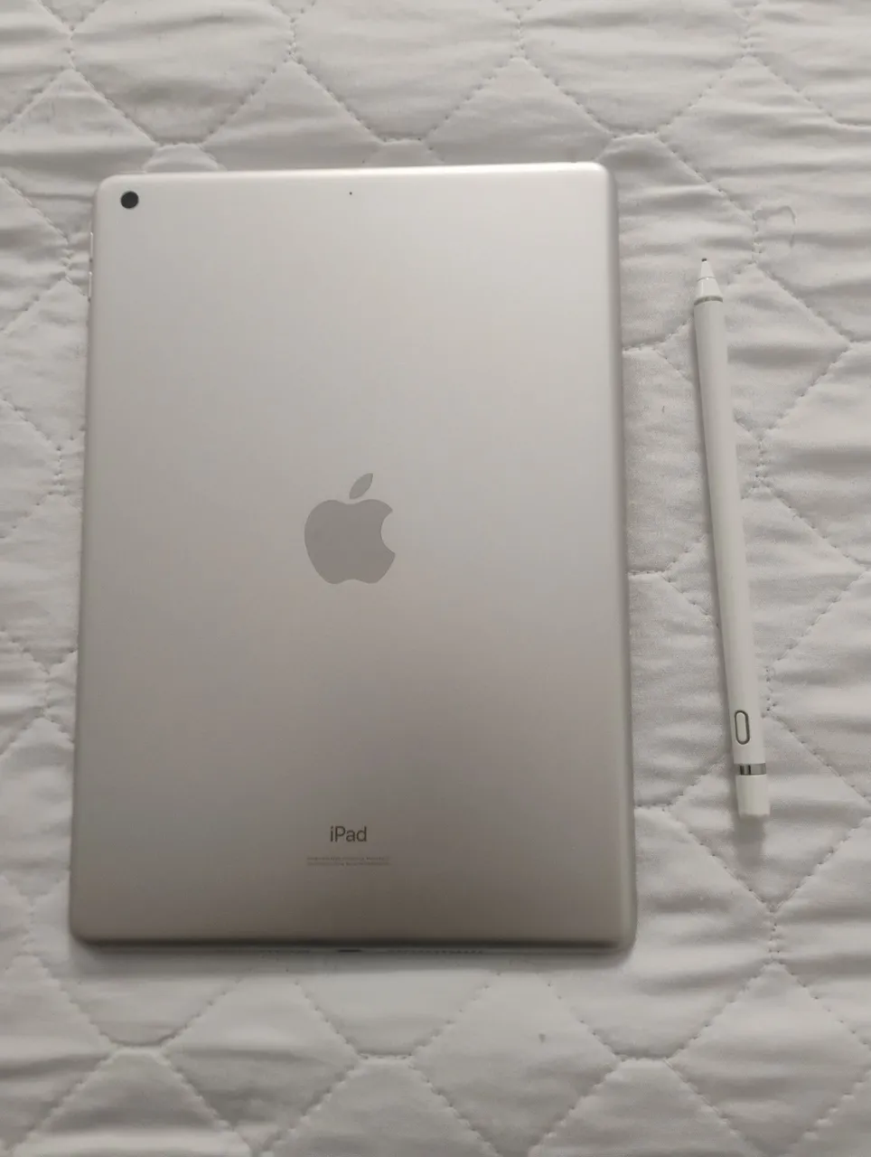 "ipad com a caneta" - Tablets e E-Readers no Brasil