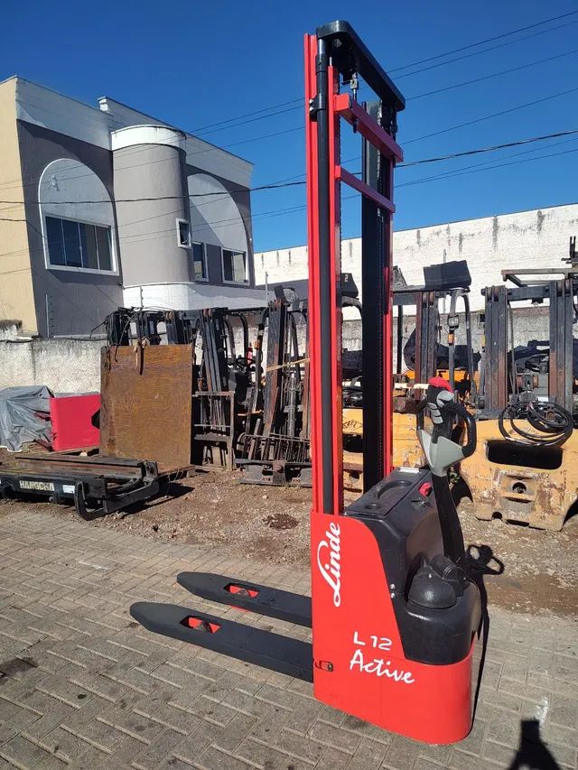 Empilhadeira eletrica patolada | +140 anúncios na OLX Brasil