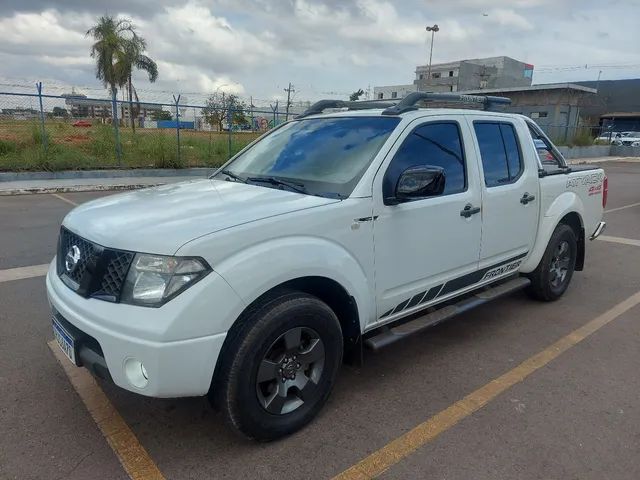 NISSAN FRONTIER 2009 Usados e Novos