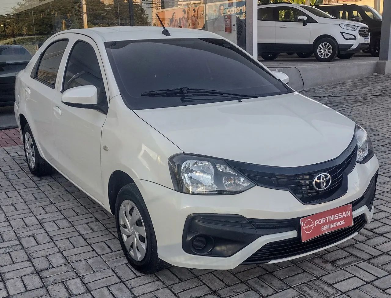 TOYOTA ETIOS 2019 Usados e Novos