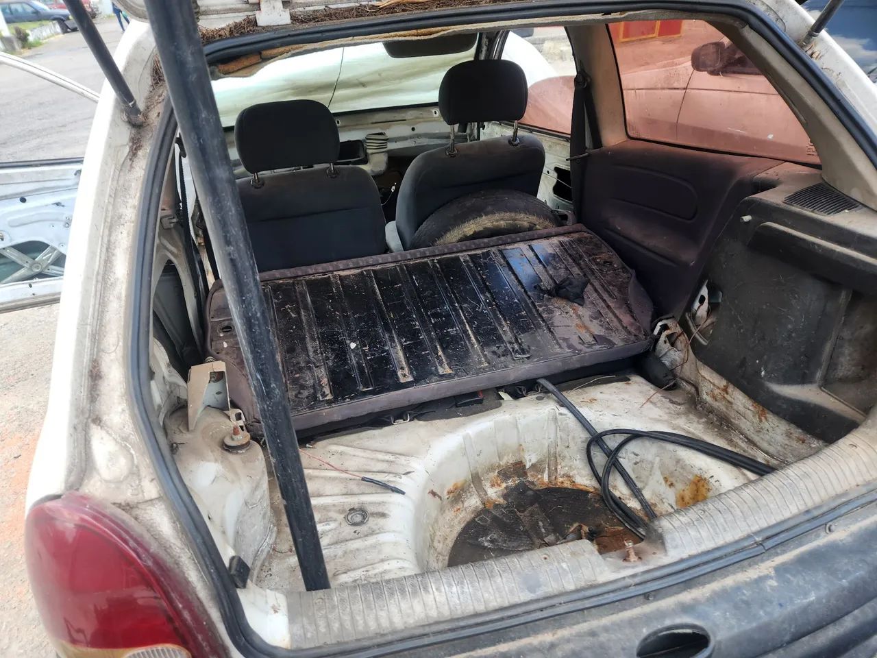 Corsa Hatch PARA RETIRADA DE PEÇAS - Carros, vans e utilitários ...