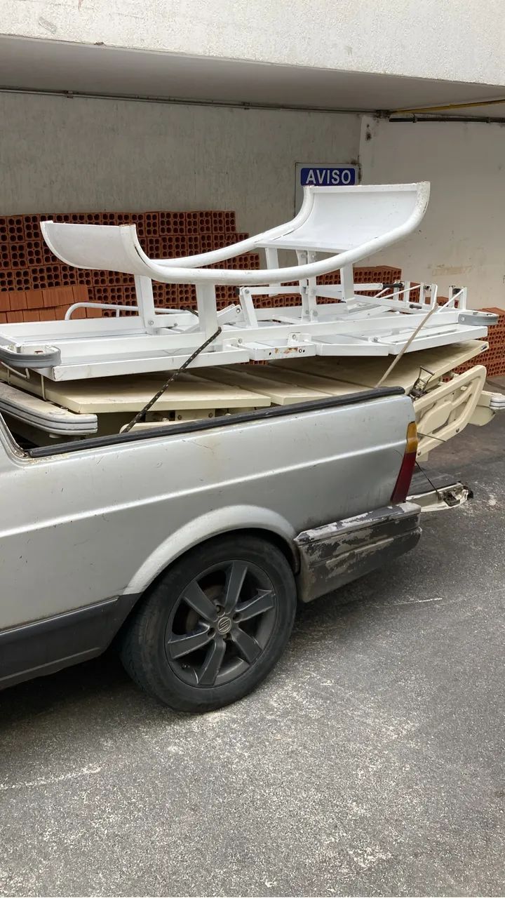 Cama hospitalar vendo 6 cama hospitalar tem que reforma 300 cada ...