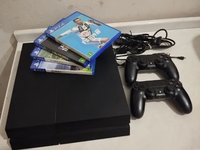 PlayStation 4 fat (PS4) dois controles + 4 jogos - Consoles de Vídeo Game - Plano Diretor Norte ...