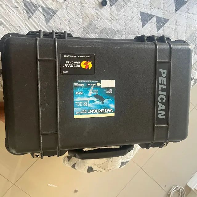 Vendo Camera Fotografica NIKON D7500 + 2 lentes + case Pelican1510 ...