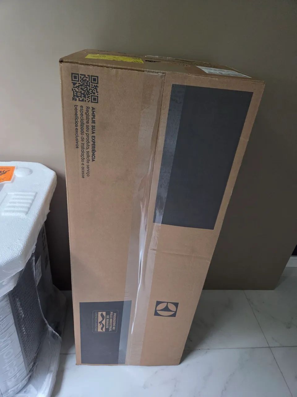 Vendo ar condicionado novo na caixa Electrolux 9000 btus split inverter ...