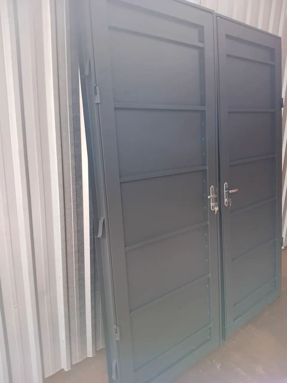 Porta nova - Portas e Janelas - Jardim Inápolis, Campo Grande ...