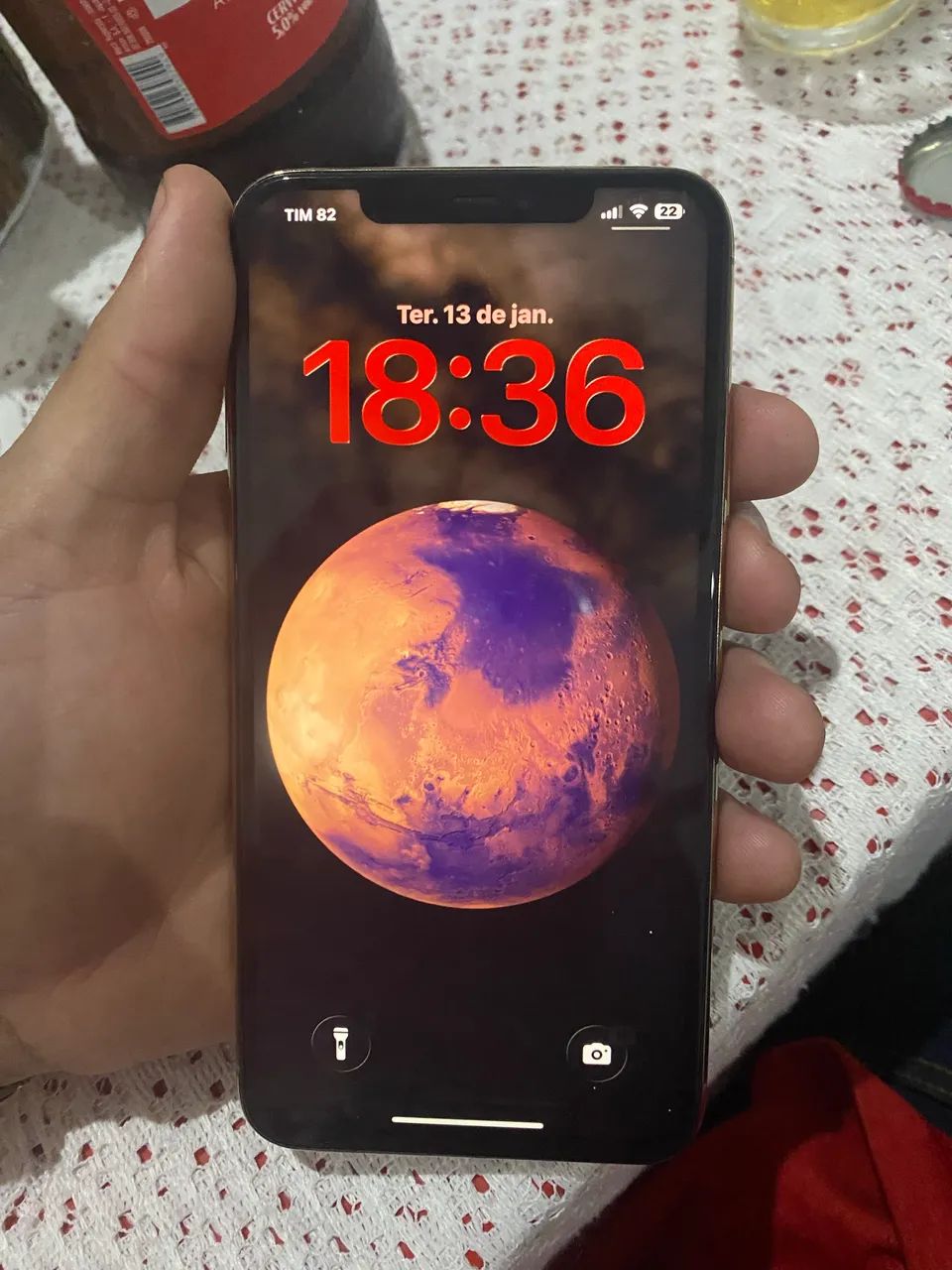 Vendo um iPhone 11 Pro Max todo filé sem nenhum defeito top de linha ...