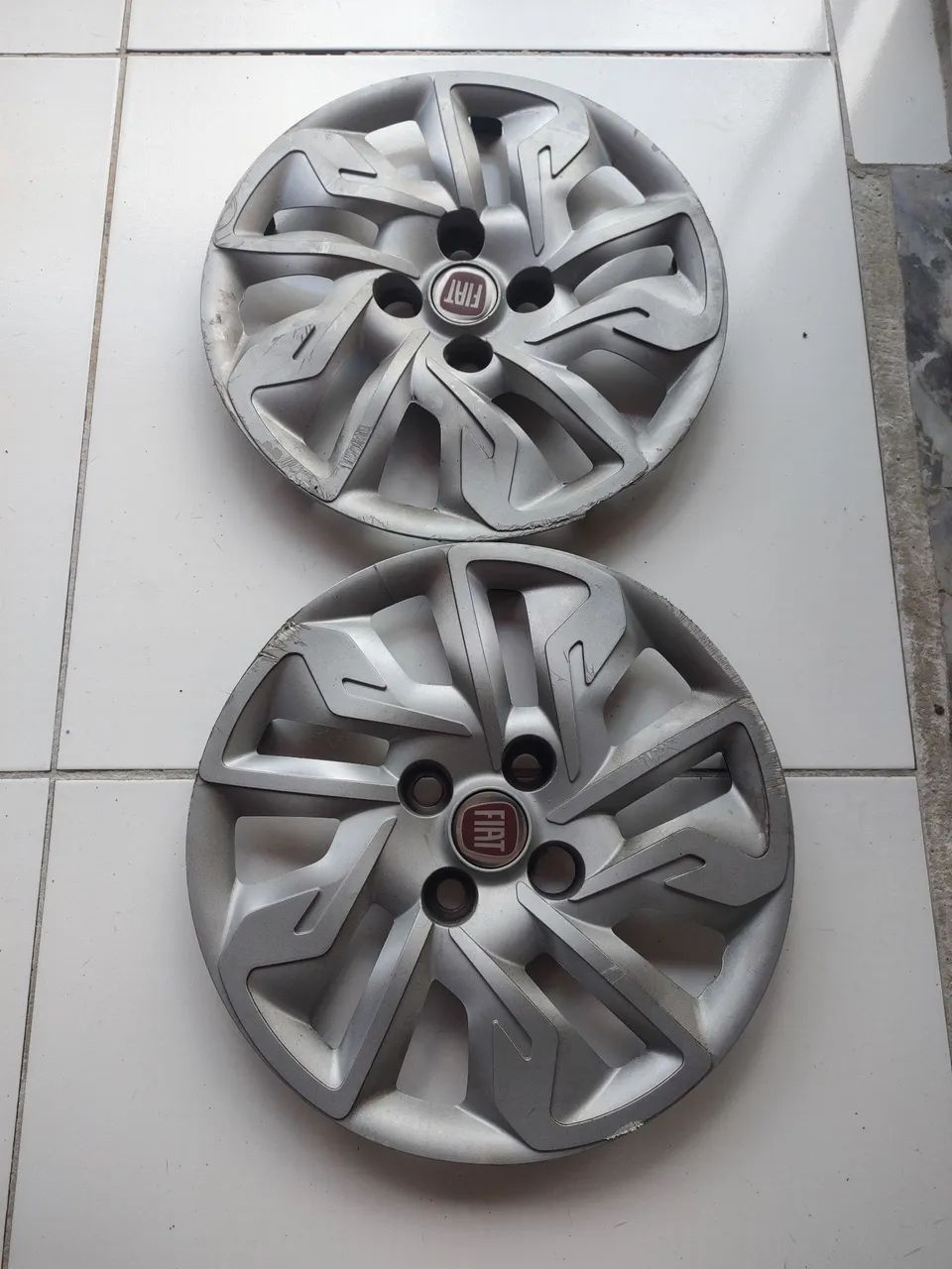 Calotas aro 14 originais do Fiat argo - Peças para tratores e máquinas ...