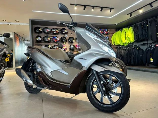 HONDA PCX 150/DLX 2022 - 1214971008 | OLX