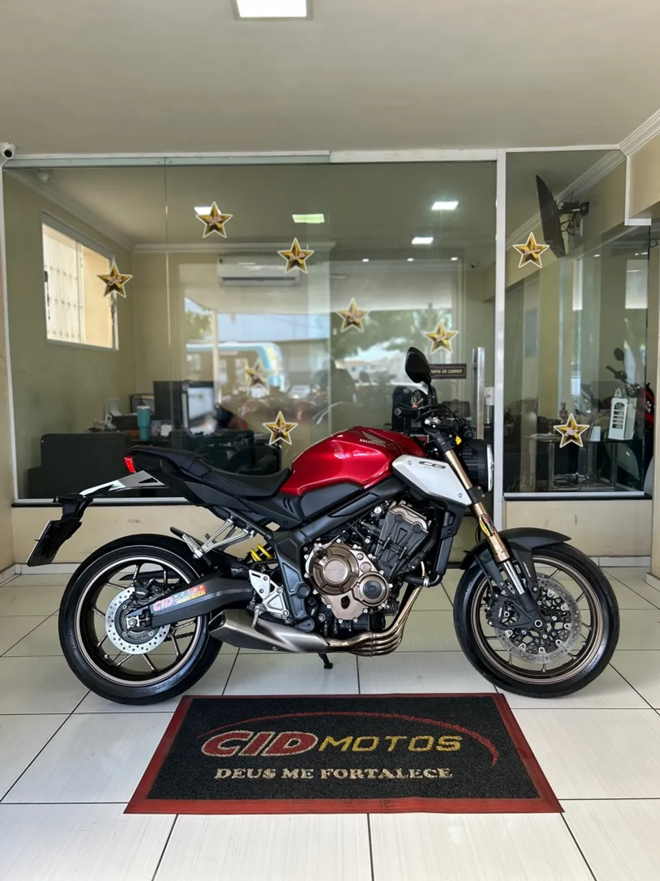 Motos Honda CB 650R no Brasil