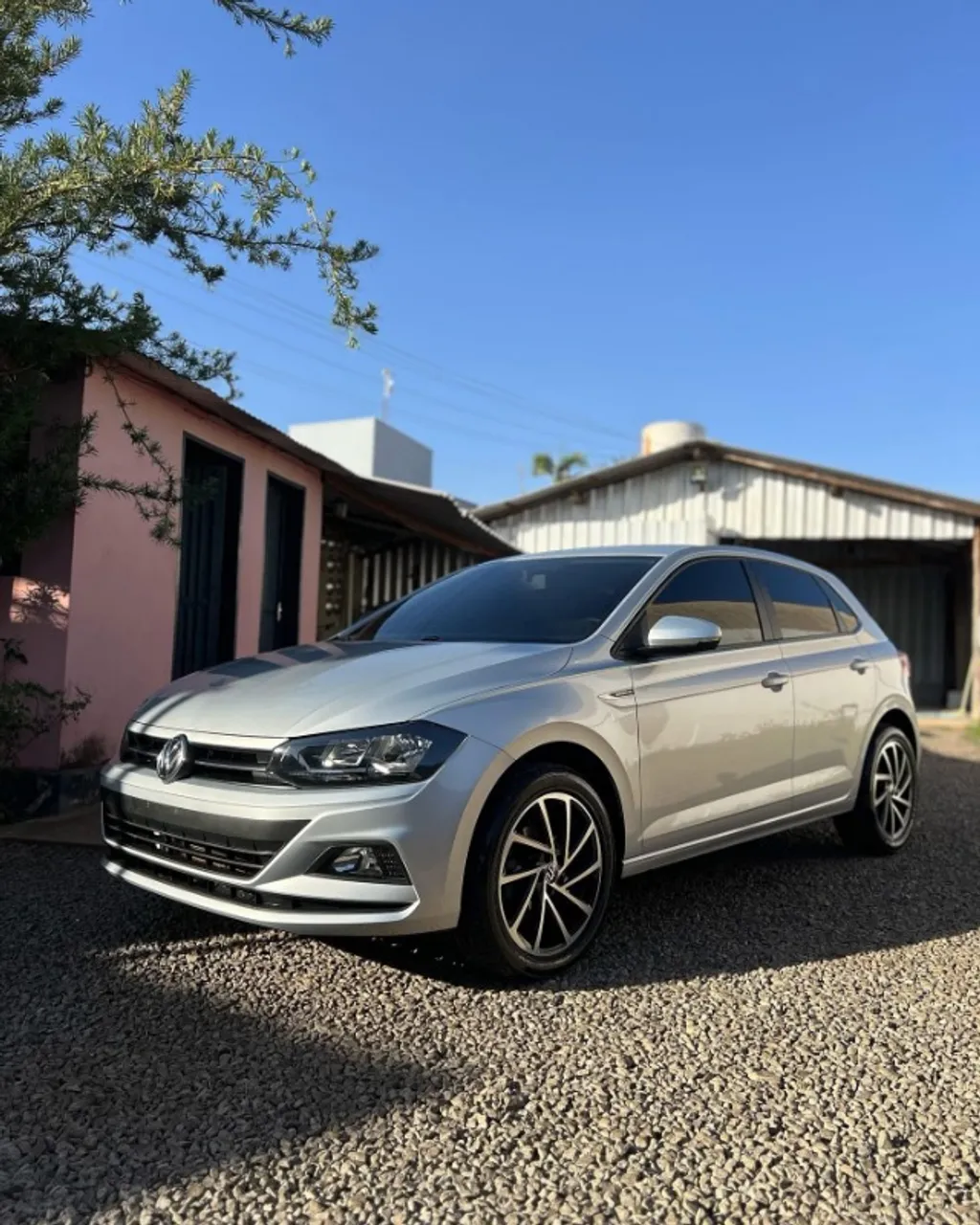 VOLKSWAGEN POLO COMFORT. 200 TSI 1.0 FLEX 12V AUT. Usados e Novos