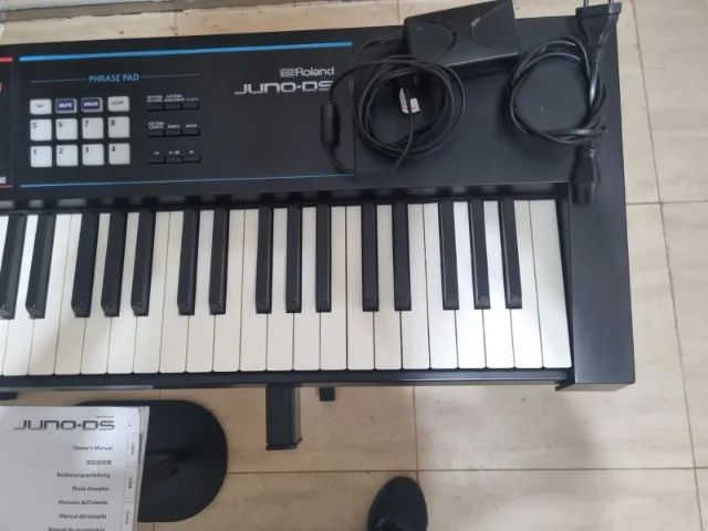 Roland Juno-DS88 88 Teclas Weighted + Caixa Original + Capa metal ...