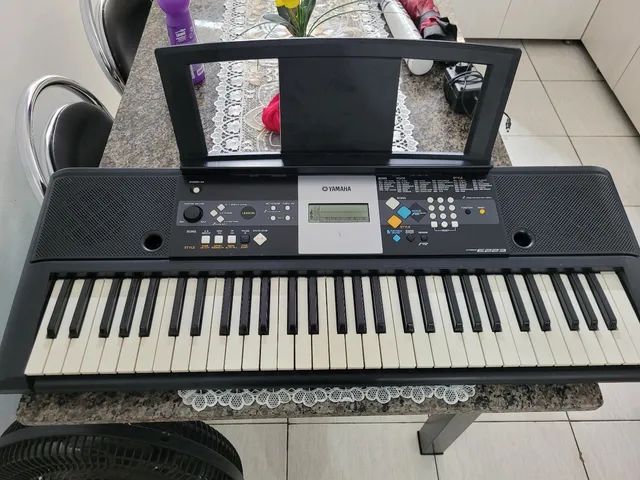 "teclado yamaha e223" no Brasil