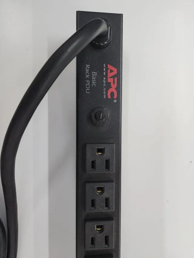 Unidade de distribuição de energia pdu apc AP9551 novo - Peças de ...
