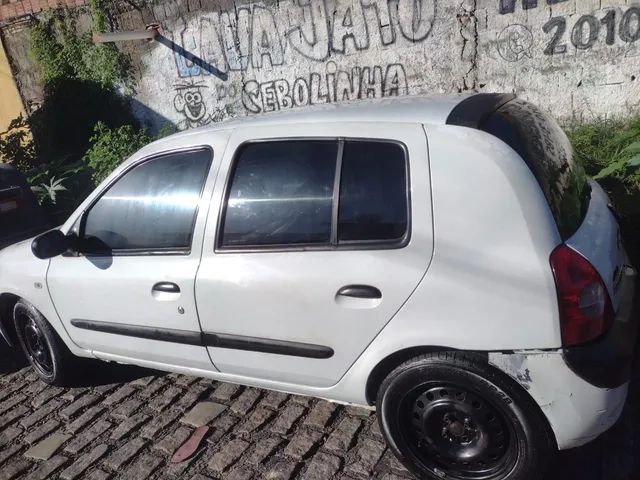 RENAULT CLIO 2004 Usados e Novos