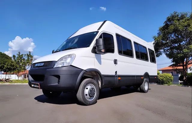 IVECO DAILY MINIBUS Usados e Novos
