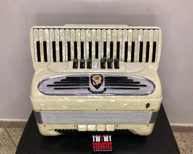 "acordeon giulietti" no Brasil