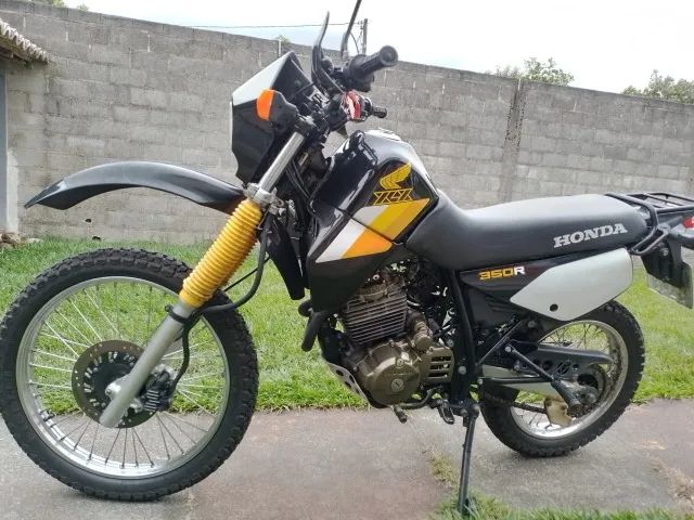 Motos HONDA XLX no Brasil