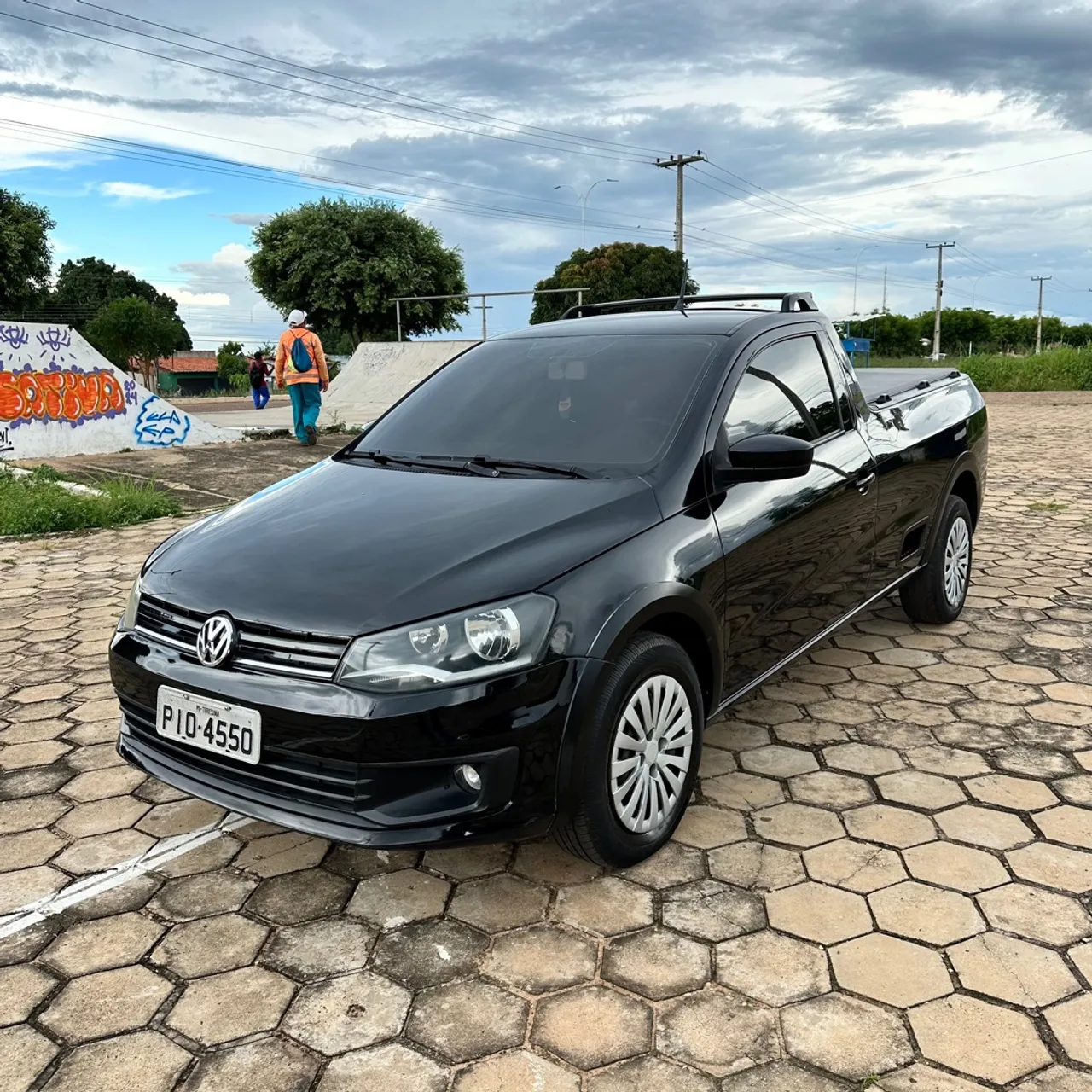 VOLKSWAGEN SAVEIRO 2016 Usados e Novos