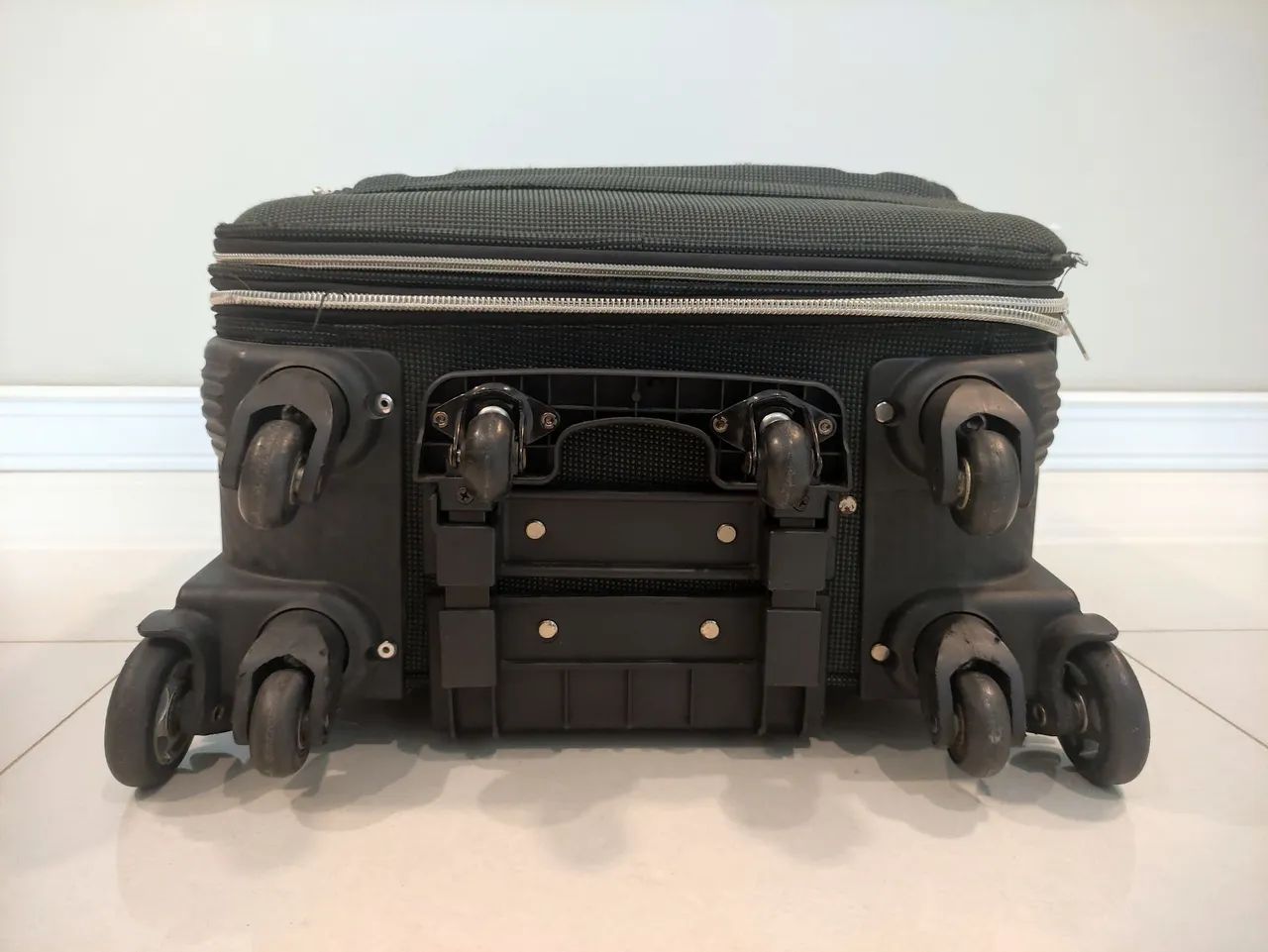 Mala de Viagem Bagaggio - Verde Musgo - Ótimo Estado - Bolsas, malas e ...