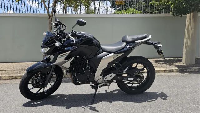 Motos YAMAHA FZ25 no Brasil