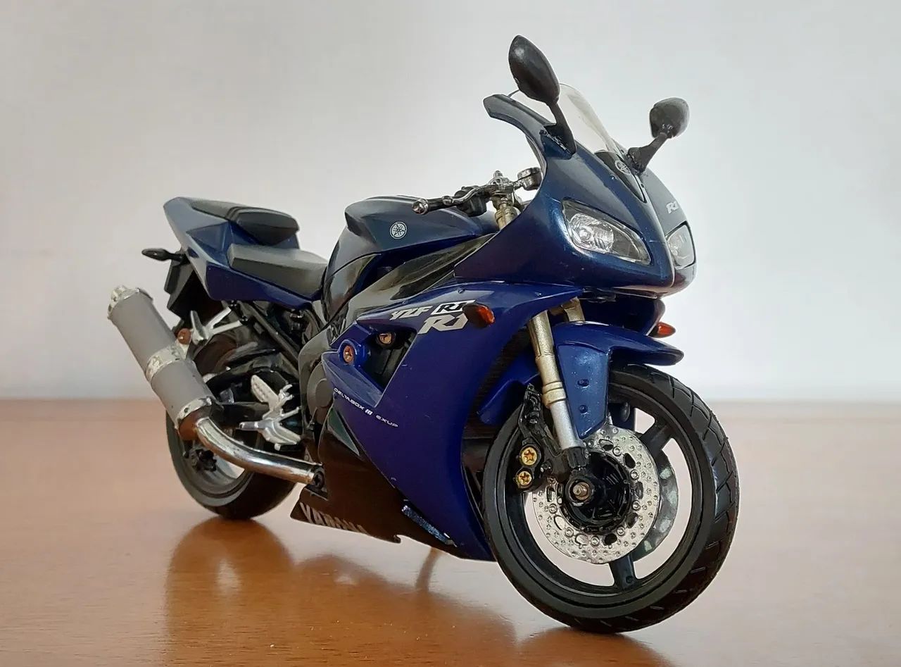 2 miniaturas moto Kawasaki Ninja ZX-9R e Yamaha YZF-R1 - Hobbies e ...