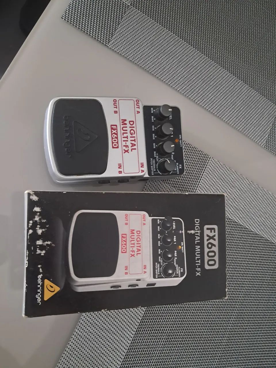 Pedal Multi Efeitos para Guitarra Behringer FX600 Digital Multi-FX ...