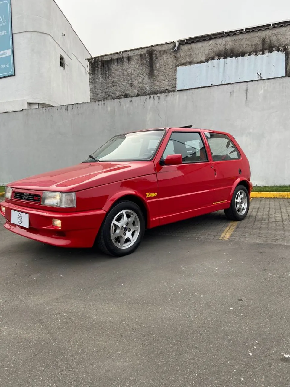 "uno turbo" - Carros Usados e Novos à venda