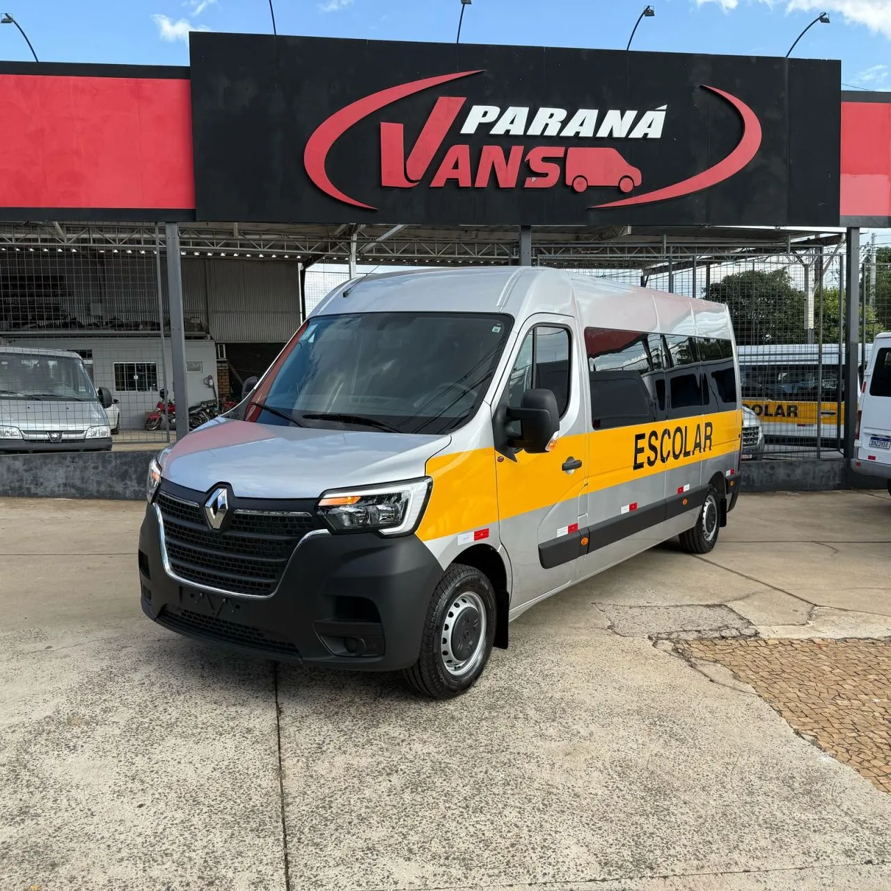 "carro escolar" - Carros Usados e Novos à venda