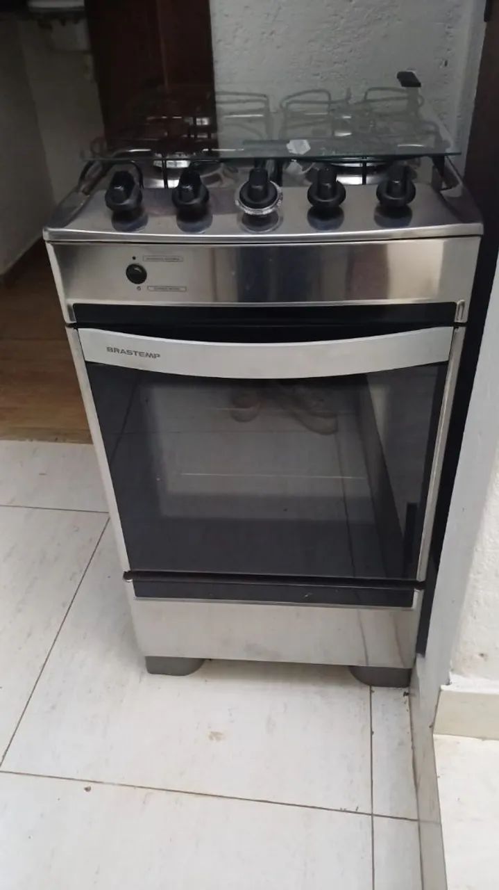 Fogão Brastemp Inox com Design Moderno e Eficiente - Fogões e Fornos ...