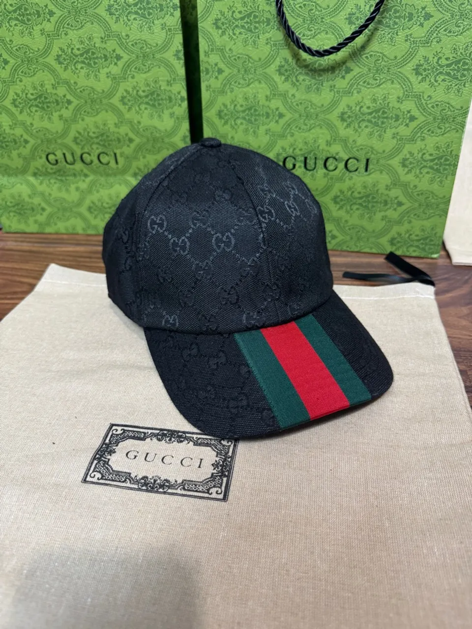 "bone da gucci" - Acessórios no Brasil