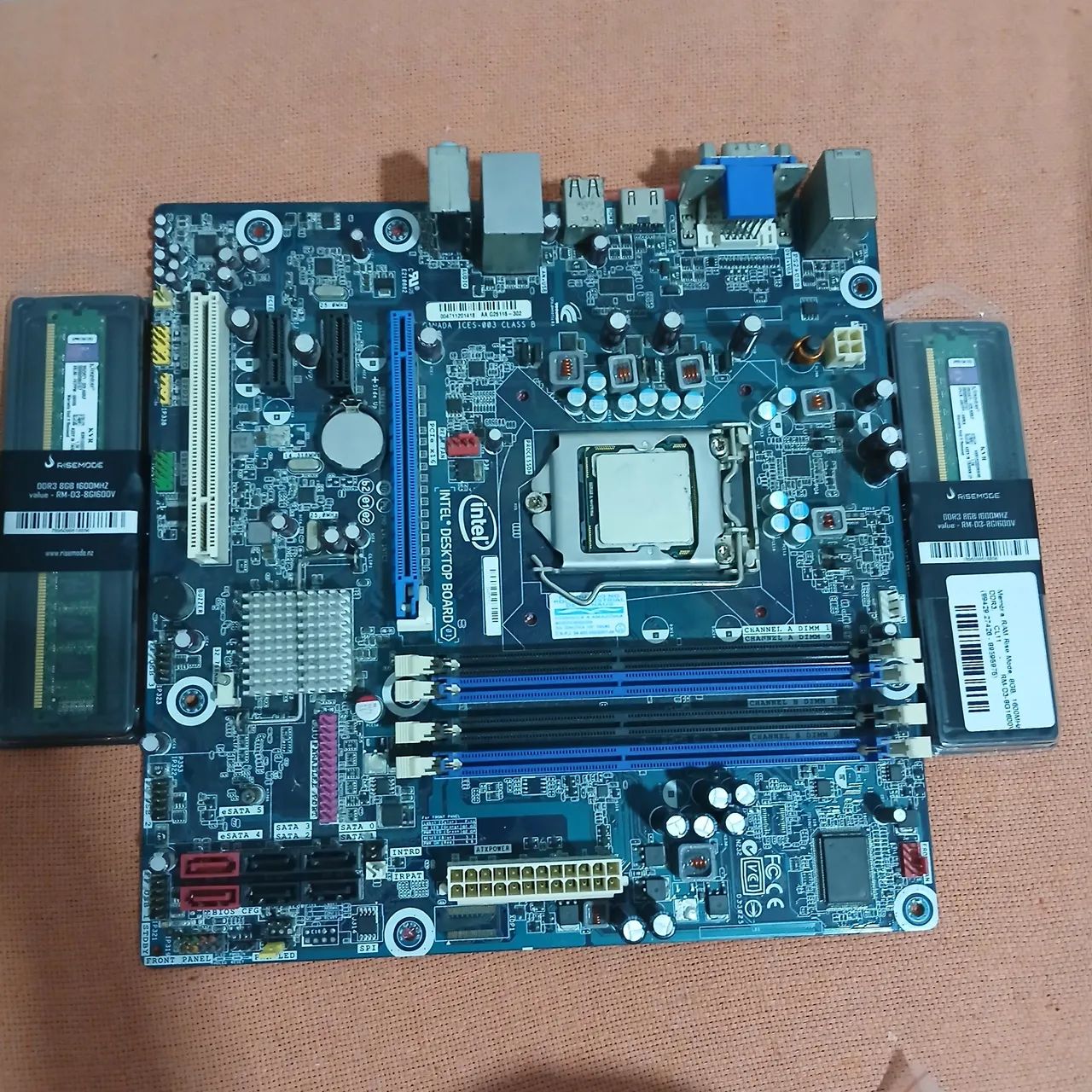 Vendendo A placa-mãe Intel DH55TC o processador Intel i3-540 os duas ...