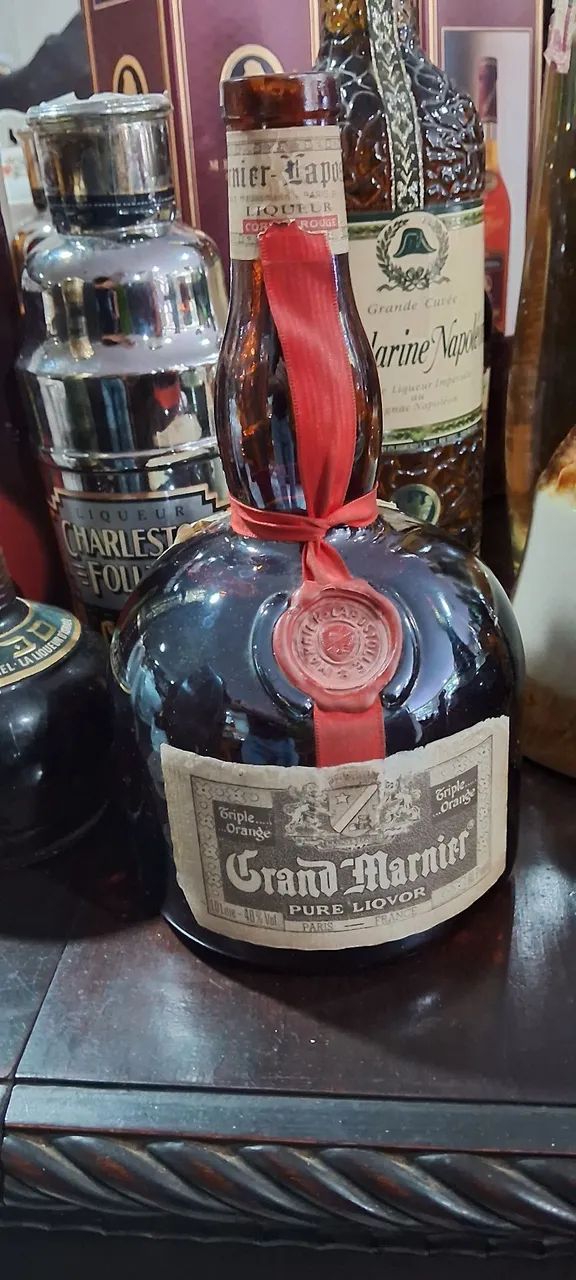 Garrafa de licor Grand Marnier Cordon Rouge. Francês ( 1 Litro lacrado ...