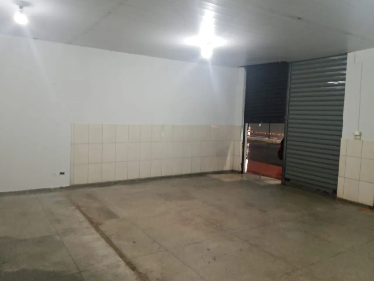 Sala comercial frente Terminal Dergo - Comércio e indústria - Esplanada ...
